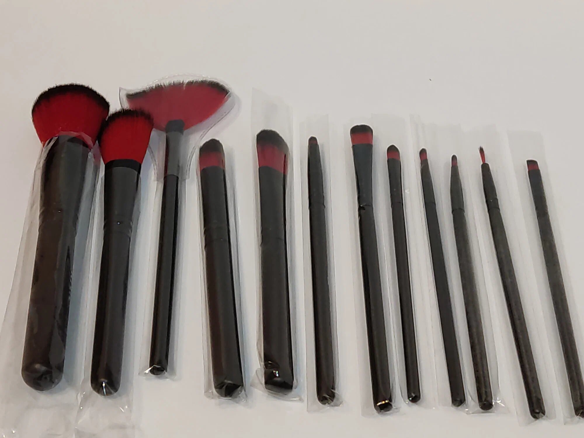 Набор кистей для макияжа, 12 шт, пенал из экокожи, бронзовый цвет