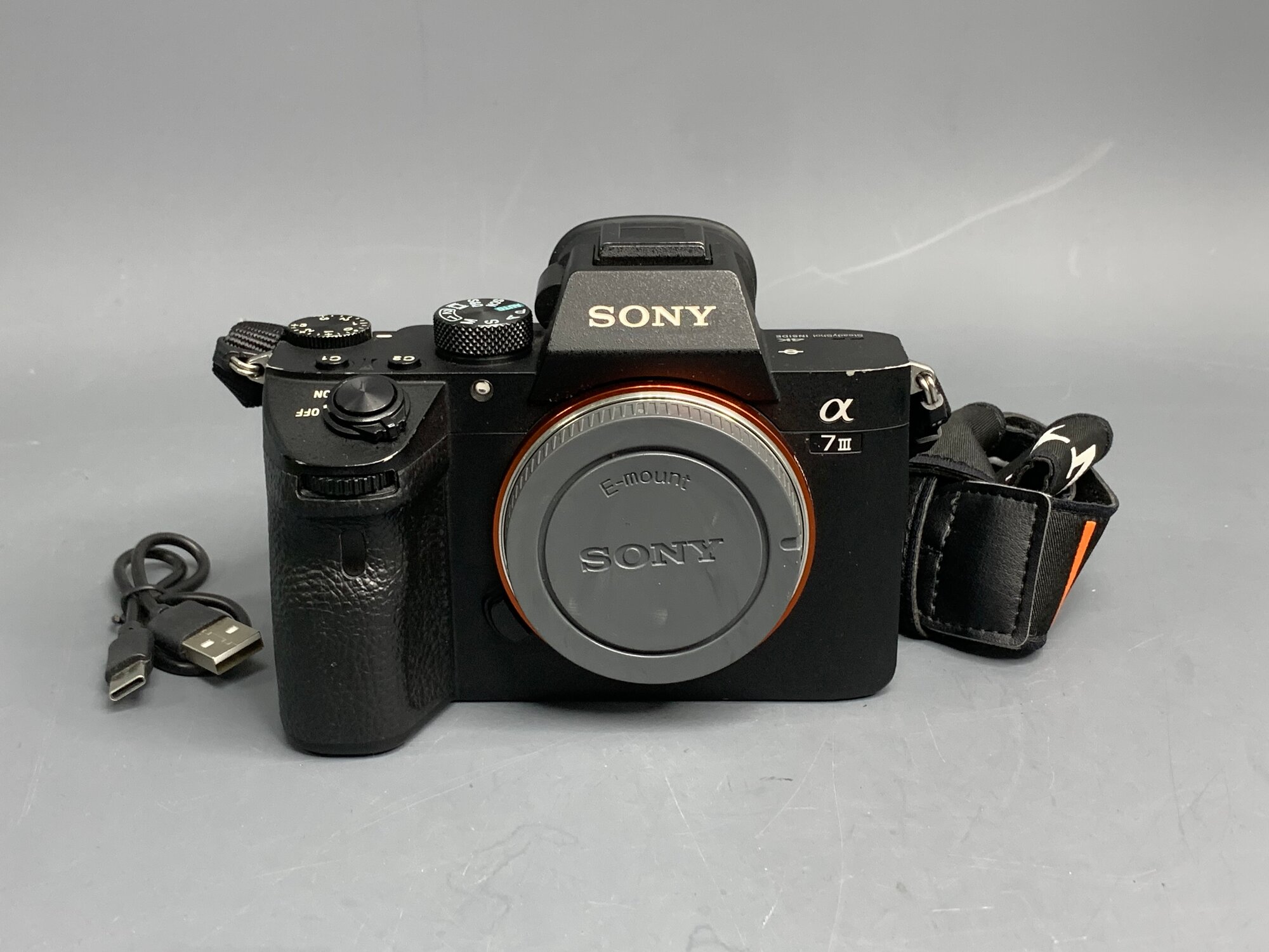 Sony A7 III 47.600 кадров