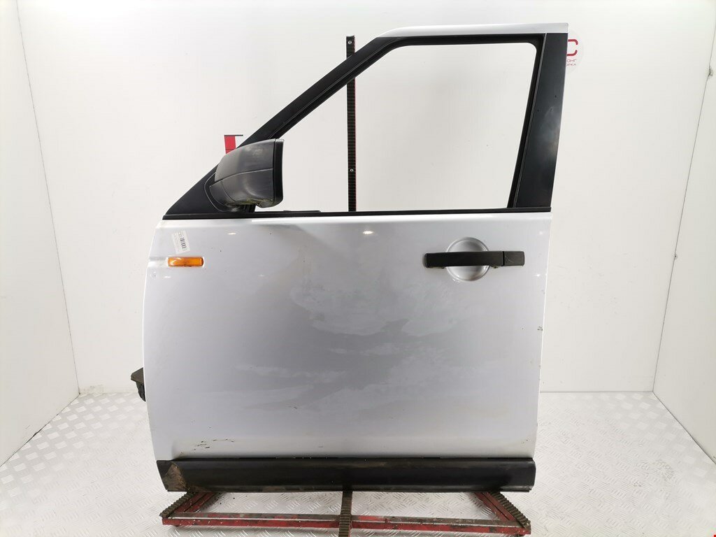 Дверь передняя левая Land Rover Discovery 3 LR016463 арт. 1392341