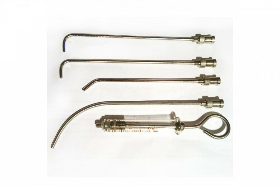 Шприц стеклян. Вмест.2см. куб. со сменн. наконеч. Д/внутр. Влив. И промыв. Миндалин