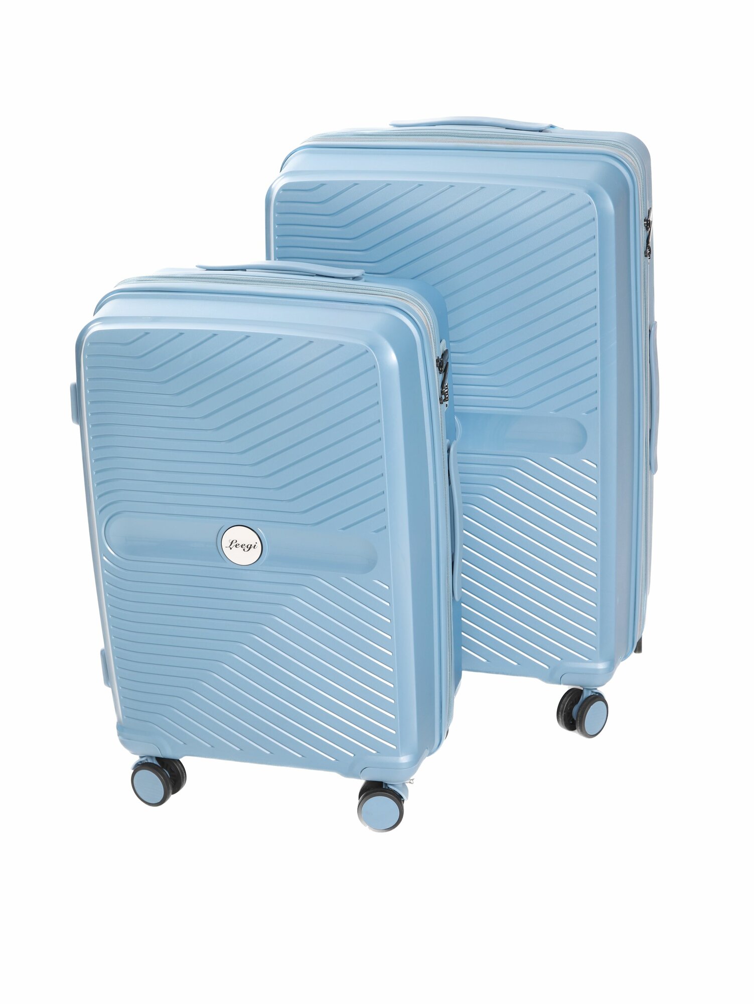 Комплект чемоданов 