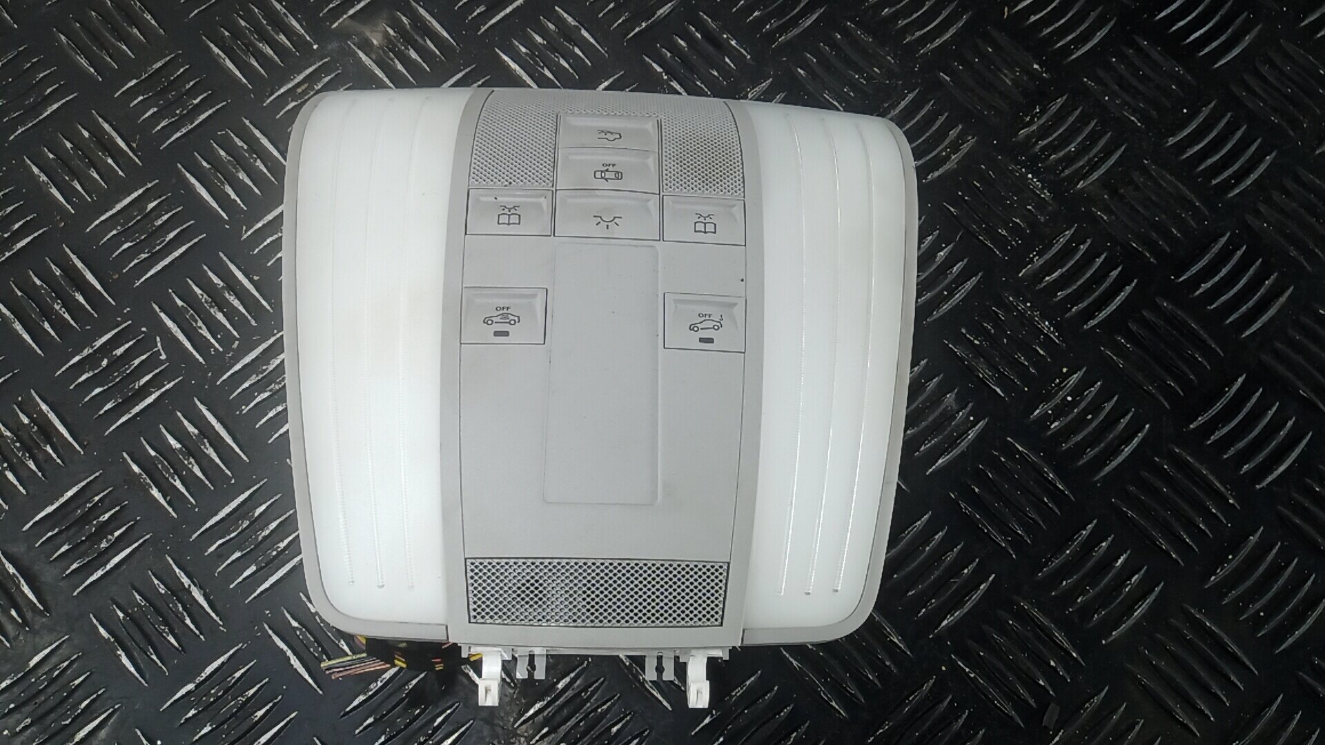 Фонарь освещения салона MERCEDES BENZ E-CLASS W212, Номер A0128206610