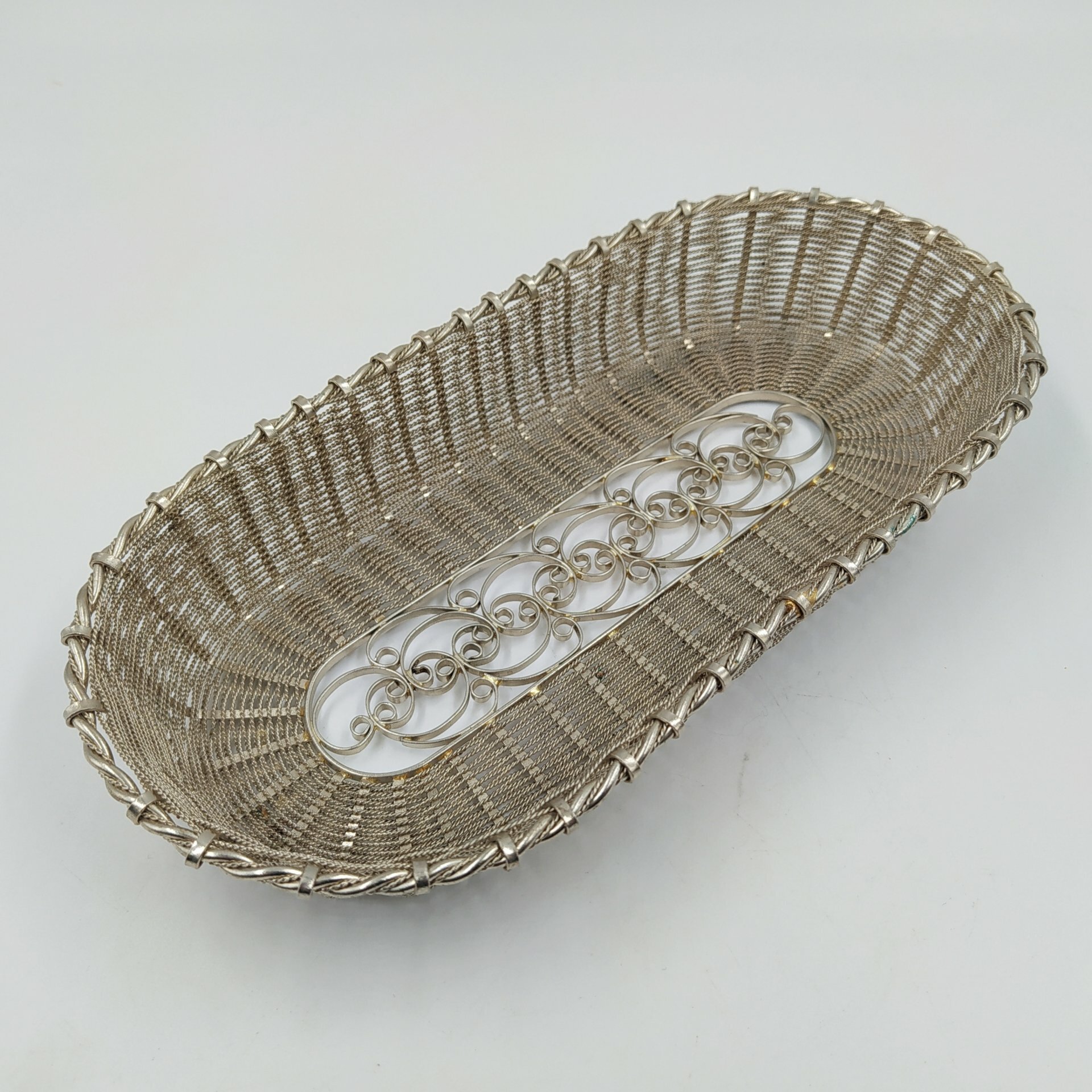 Лоток (конфетница) овальной формы, металл, скань, СССР, 1960-1990 гг.