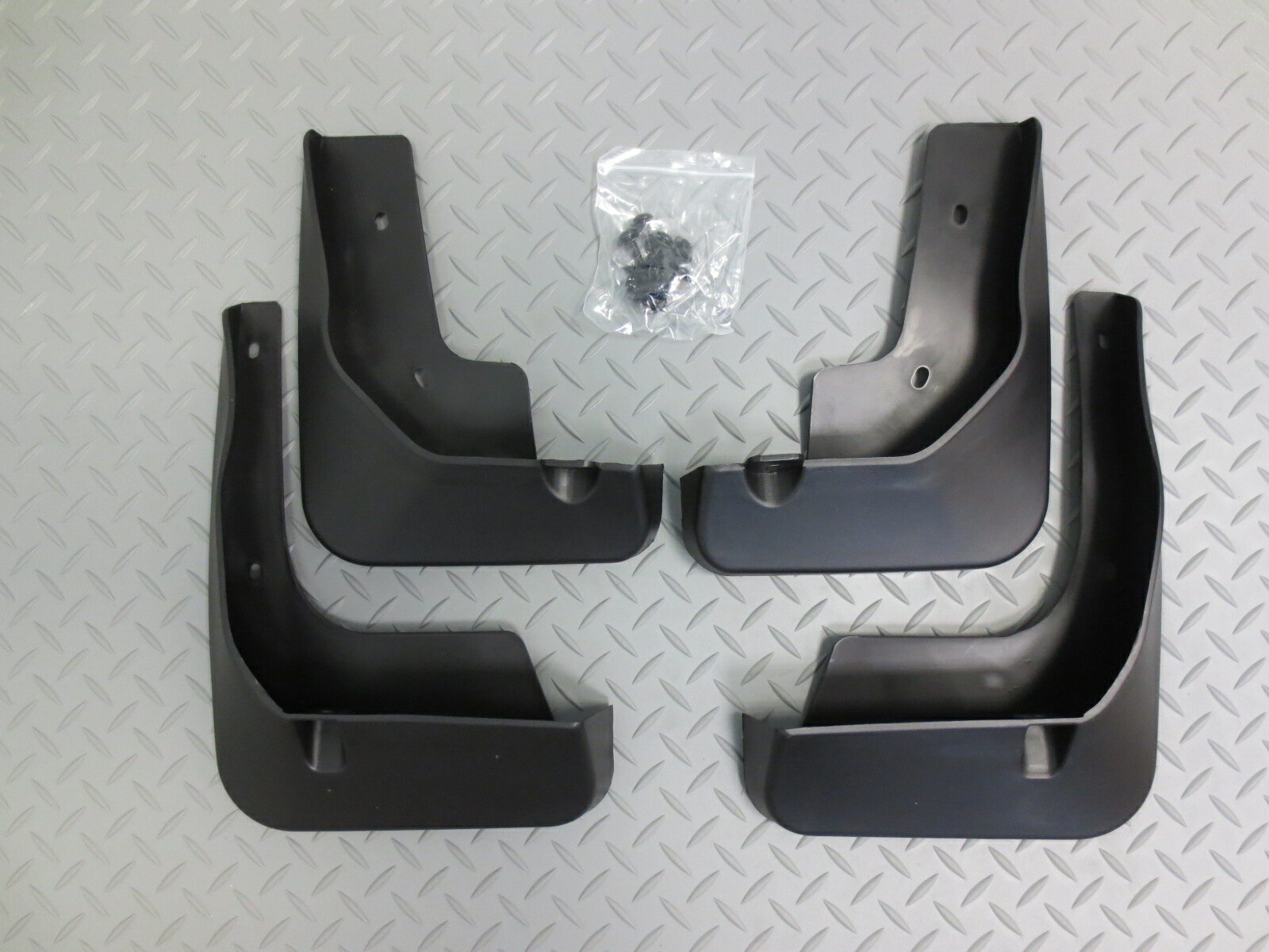 Брызговики Toyota Camry 2011-2014