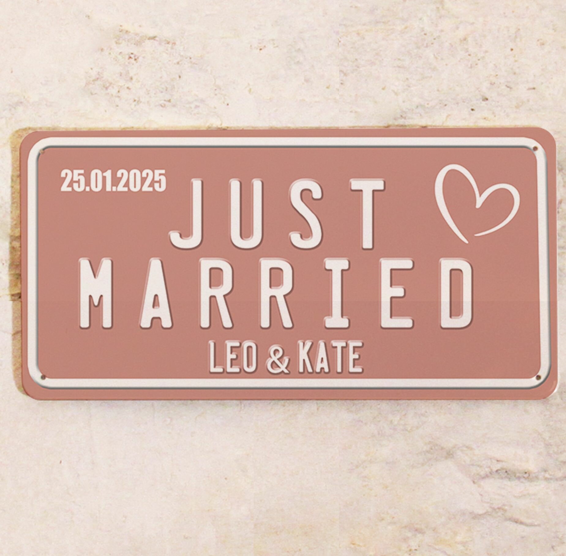 Свадебный декор на машину, номер с именами невесты и жениха и датой свадьбы, металл, 15х30 см.