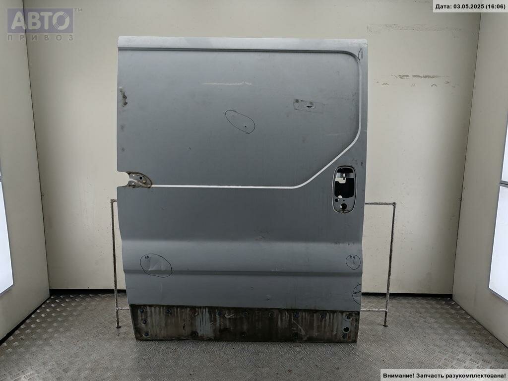 Дверь сдвижная правая Opel Vivaro A (2001-2014)