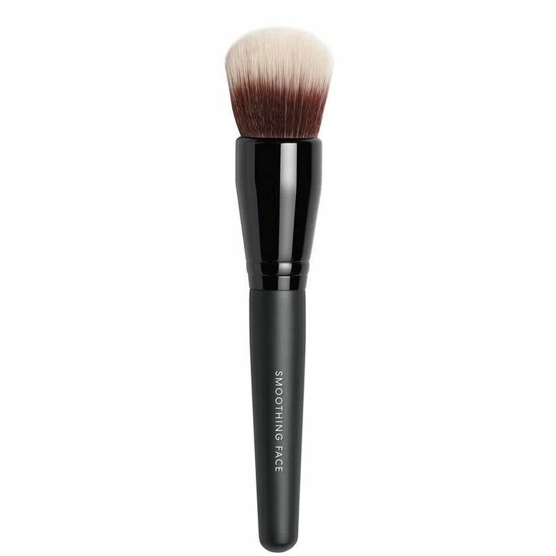 BareMinerals Разглаживающая кисть для лица Smoothing Face Brush