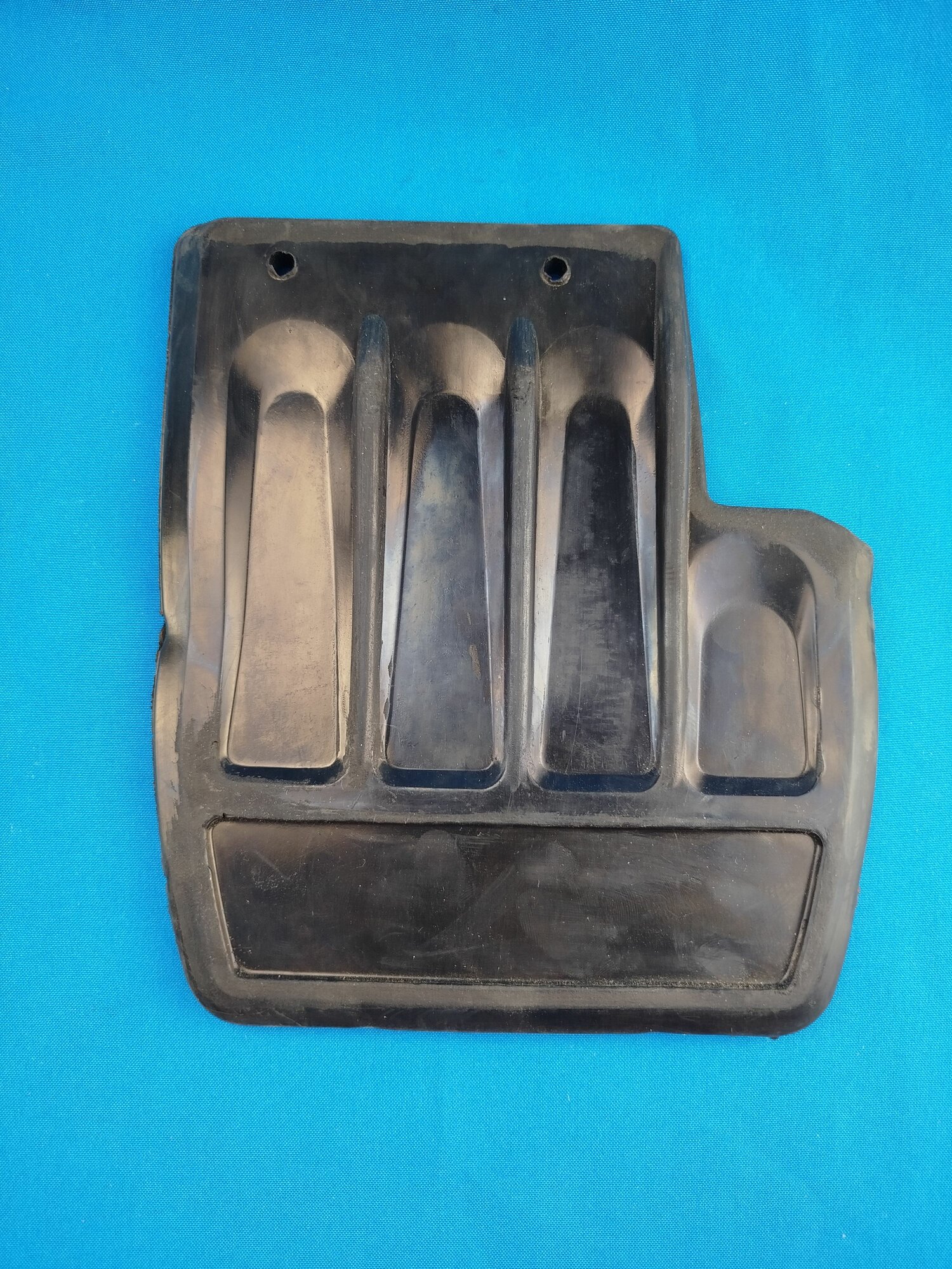 Брызговик задний правый "БРТ" для автомобилей ВАЗ 2114-15