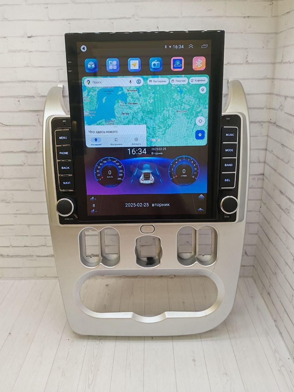 Магнитола андроид Tesla для Logan 09-13г; Sandero 07-11г; Nissan NP200/ 8-ядер по 2,2МГц/4+64гб/Android-Auto/CarPlay