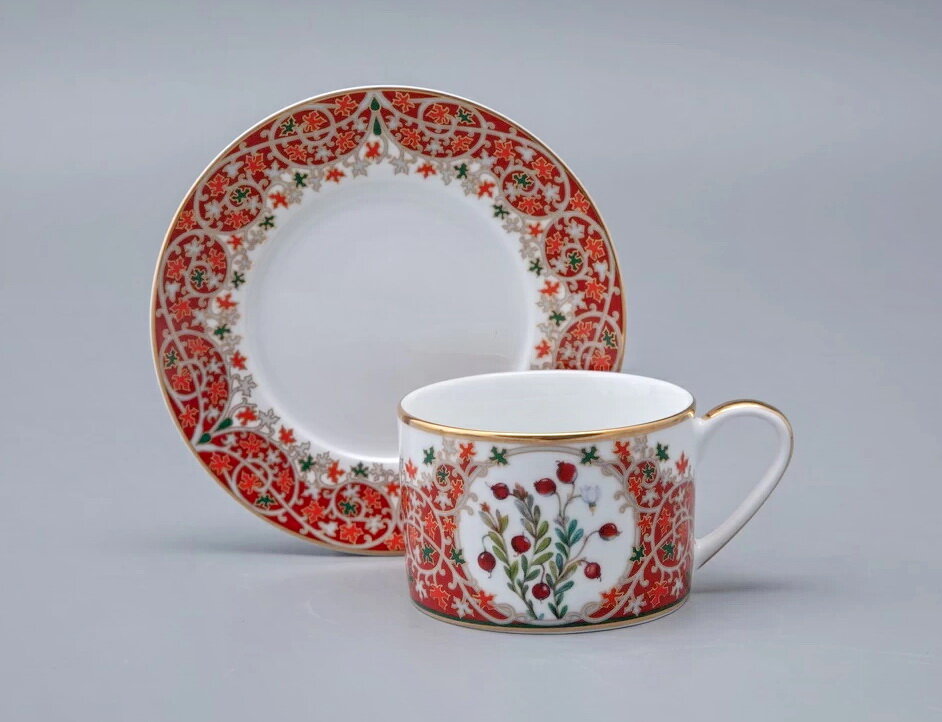 Чашка с блюдцем ИФЗ Клюква заповедная (Соло) 250 мл, Императорский фарфоровый завод 81.34280.00.1