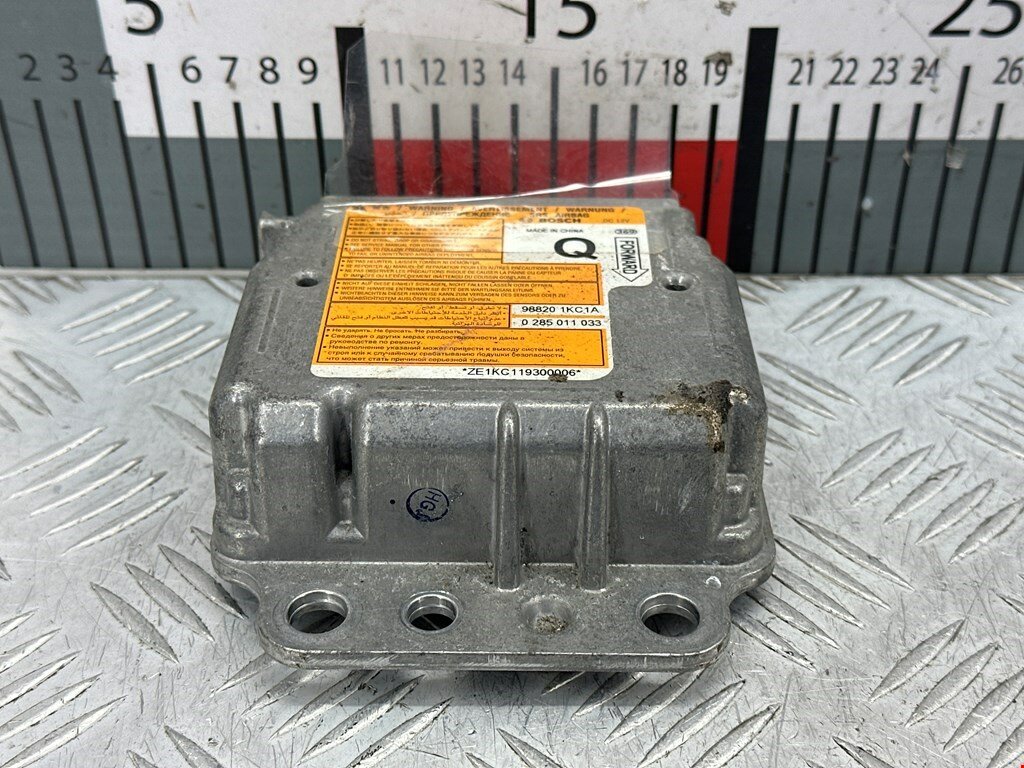 Блок управления Air Bag Nissan Juke 988201KC1A арт. 2262014