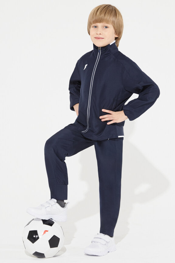 Костюм спортивный