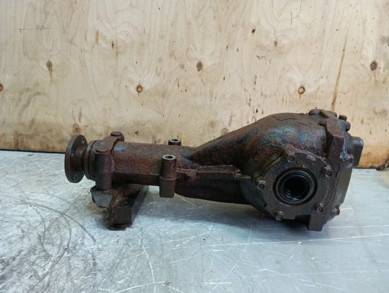 Б/У 2.0 EE20Z Редуктор задний Subaru Legacy 2010 BRD 448447 SUBARU арт. 27011AB161, 27011AB160