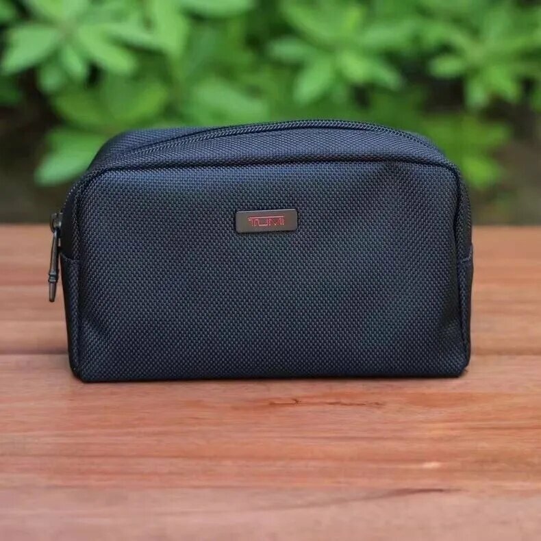 Tumi Косметичка