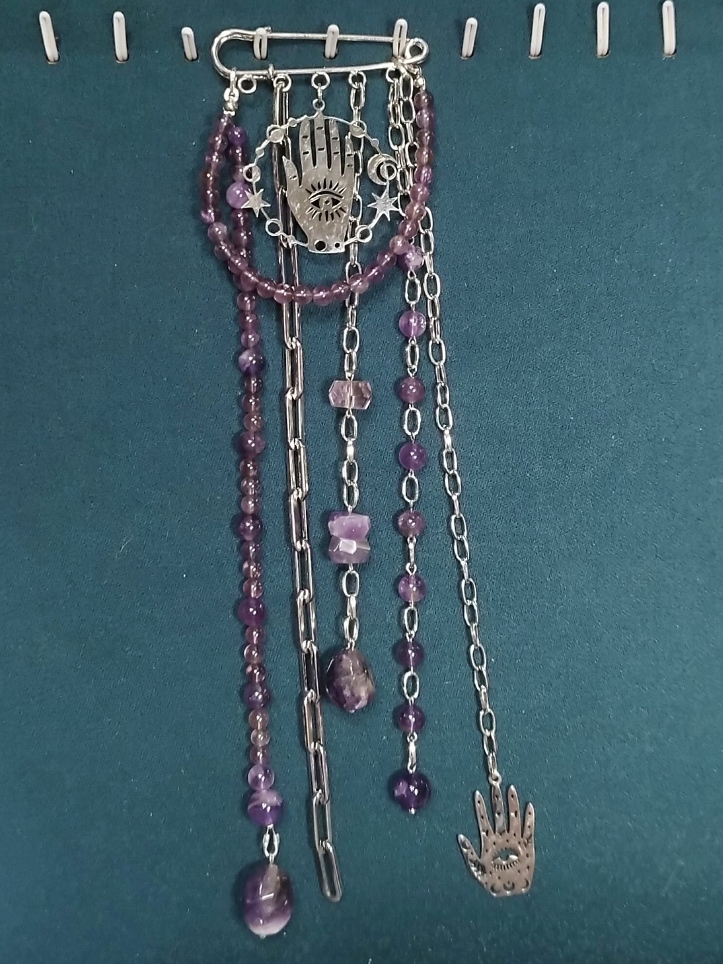 Брошь, аметист