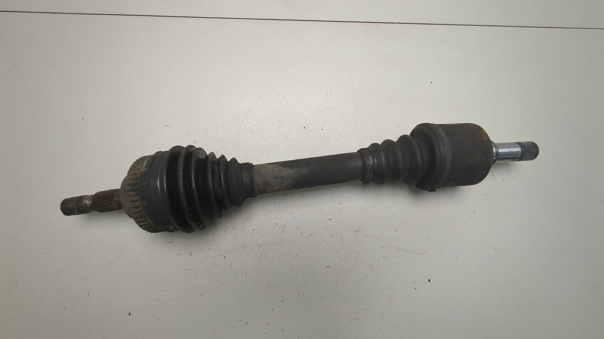 Полуось (вал, шрус) левая передняя Citroen Xantia Б/У