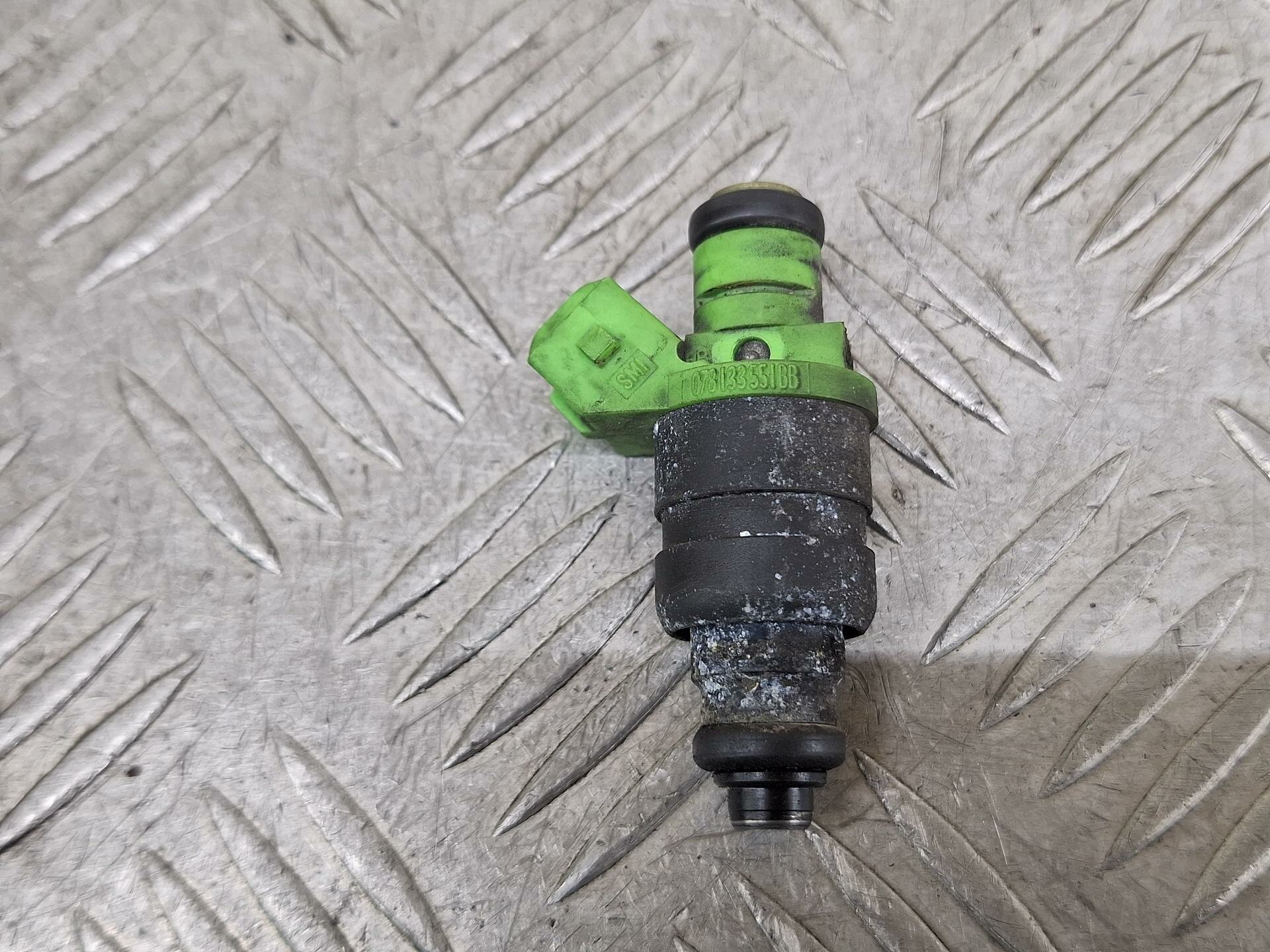 Форсунка топливная Audi A6 C5 рест. (2001 - 2005) 078133551BB