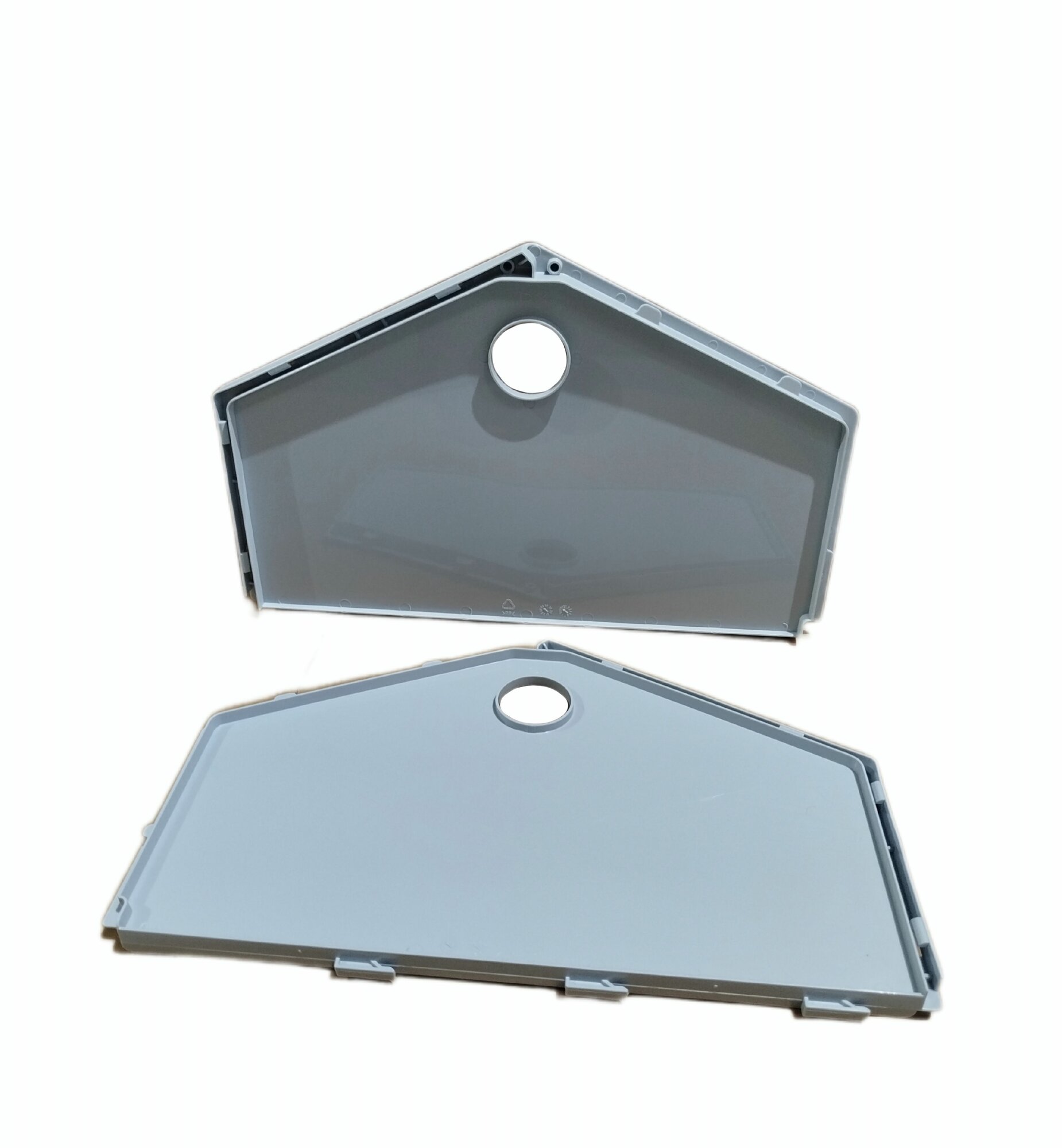 Комплект боковин крыши для клеток BARN 80 производства Ferplast