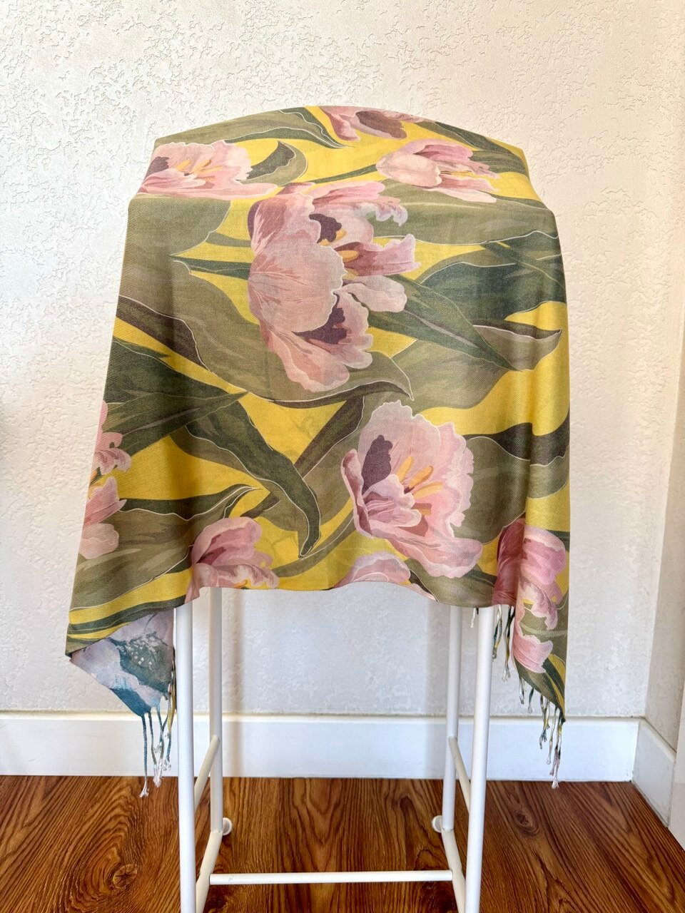 Косынка шейная для женщин