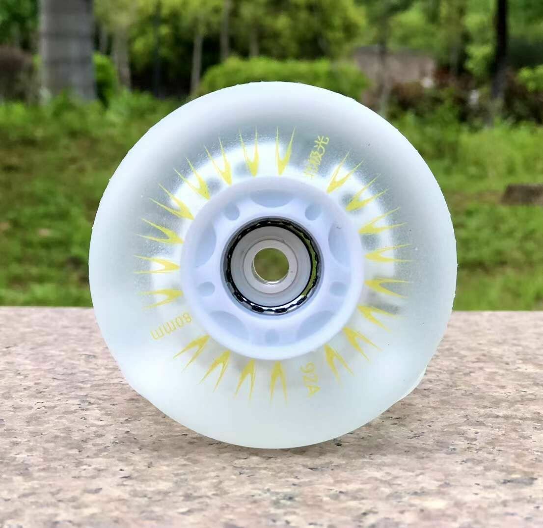 Колеса для роликов прозрачные с белым свечением 76мм 92а жесткость 8шт. Северное сияние белые прозрачные.