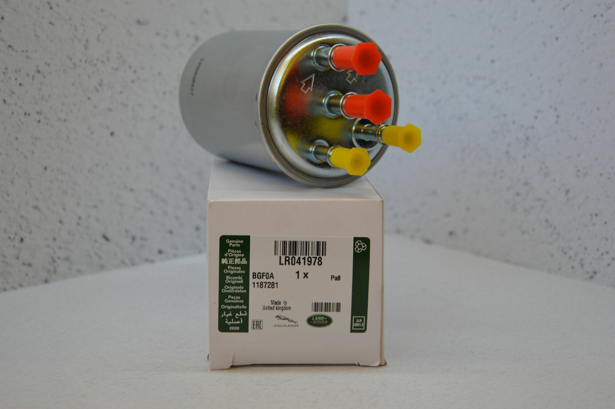 Land Rover Фильтр топливный арт. LR041978, 1шт