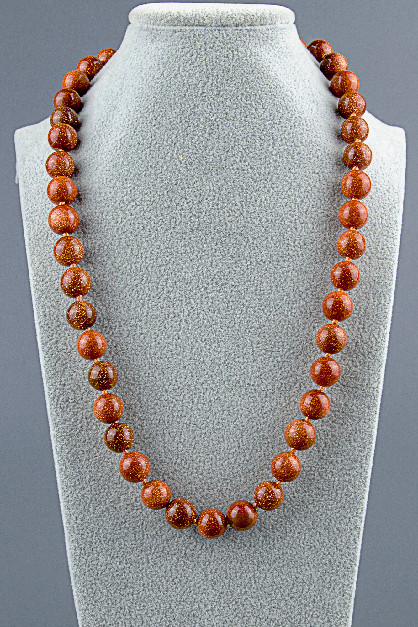 Бусы, авантюрин