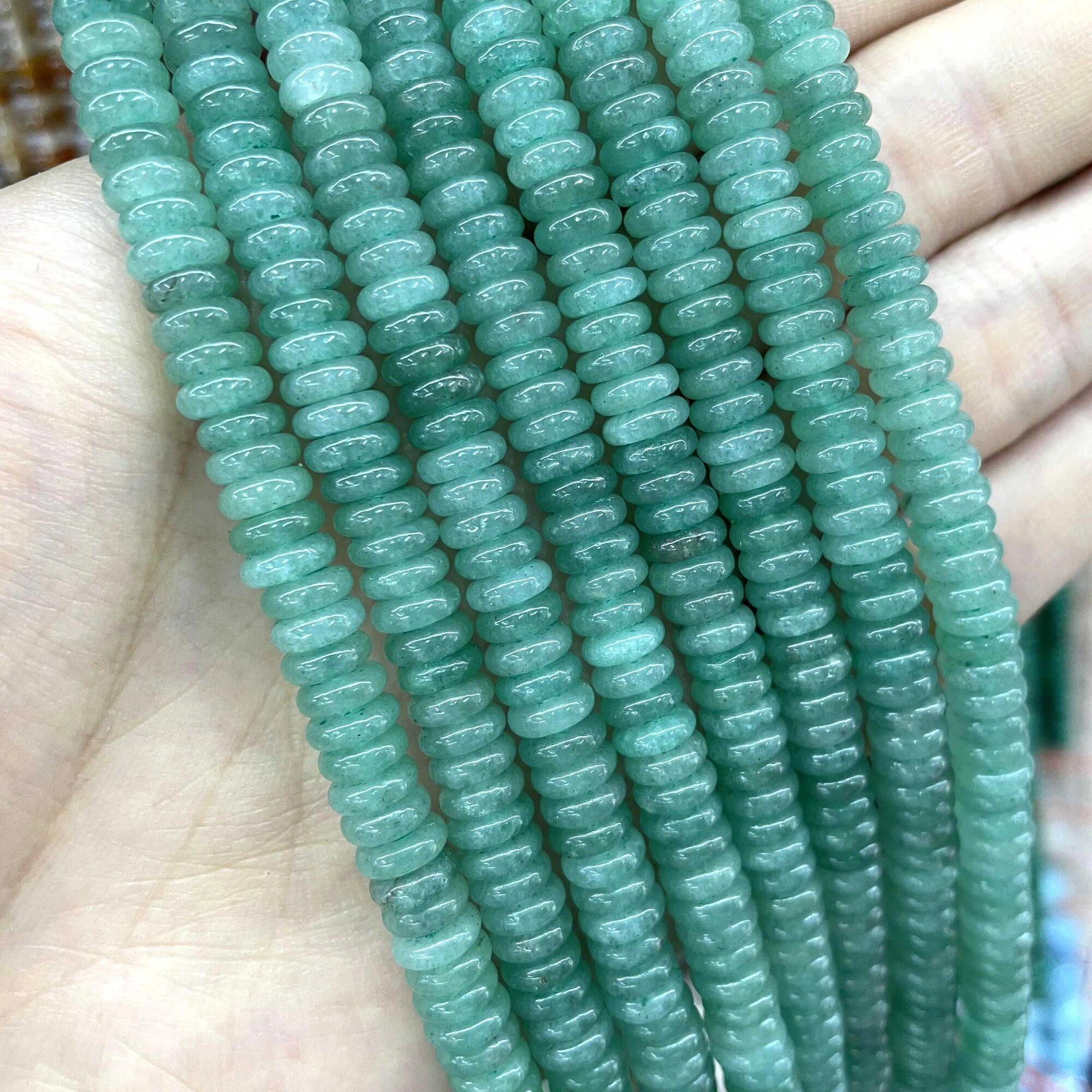 Бусины из камня SYSRXLR: агат, лазурит, тигровый глаз 2*6 мм Изумрудный, Green Aventurine