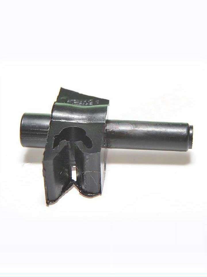 Пистон крепления тормозных и топливных трубок ВАЗ 2105, 2107, 2109, 2101-3506045