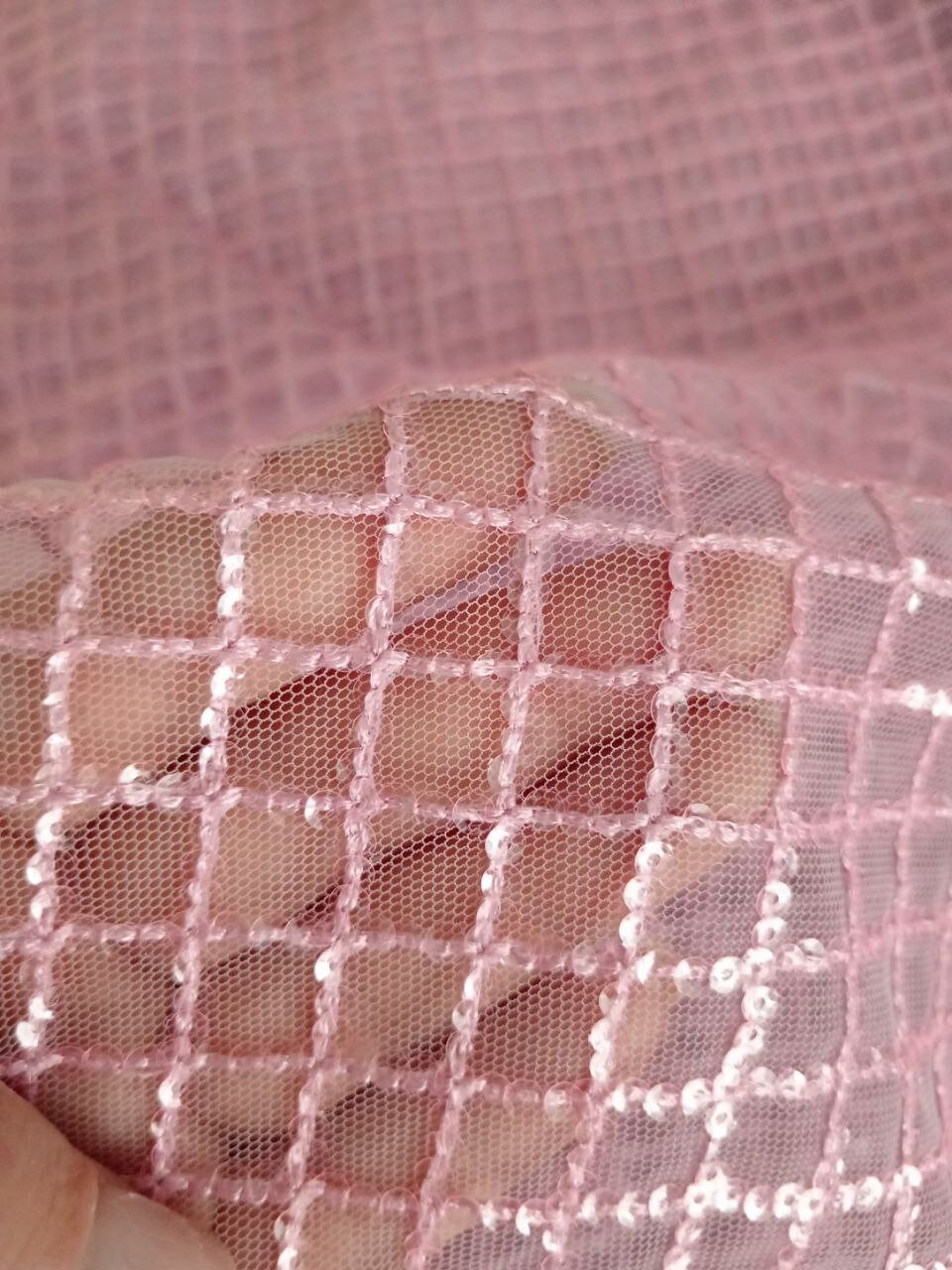 Сетка с паетками "розовый ромб" , ширина 145 см, длина 50 см