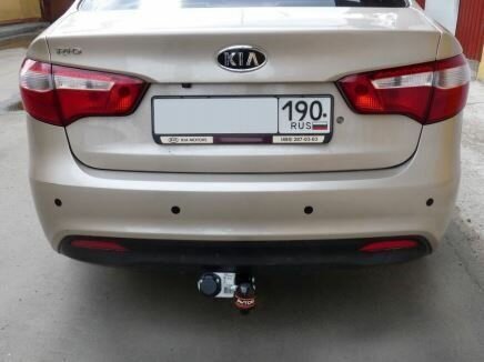 Фаркоп для Kia Rio седан (2011-2017) (без электрики) (паспорт и сертификат) AvtoS. KI22