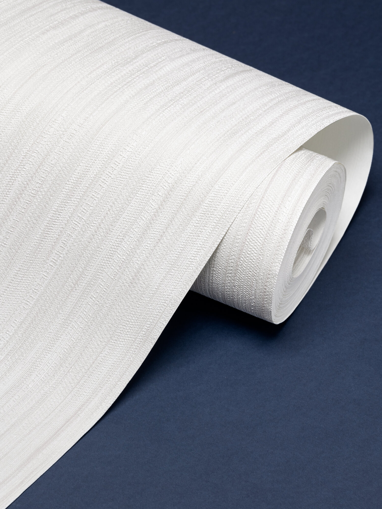 Обои антивандальные метровые. Моющиеся, матовые. Однотонные под ткань светлые. В спальню, коридор, гостиную, прихожую