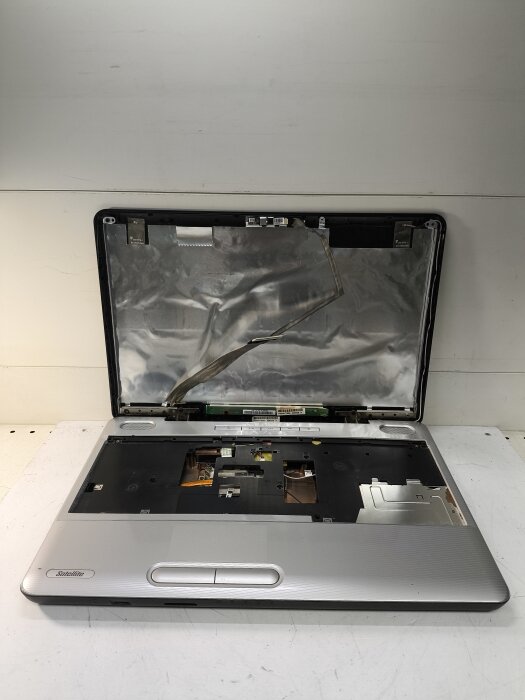Корпус ноутбука Toshiba Satellite L500-13E