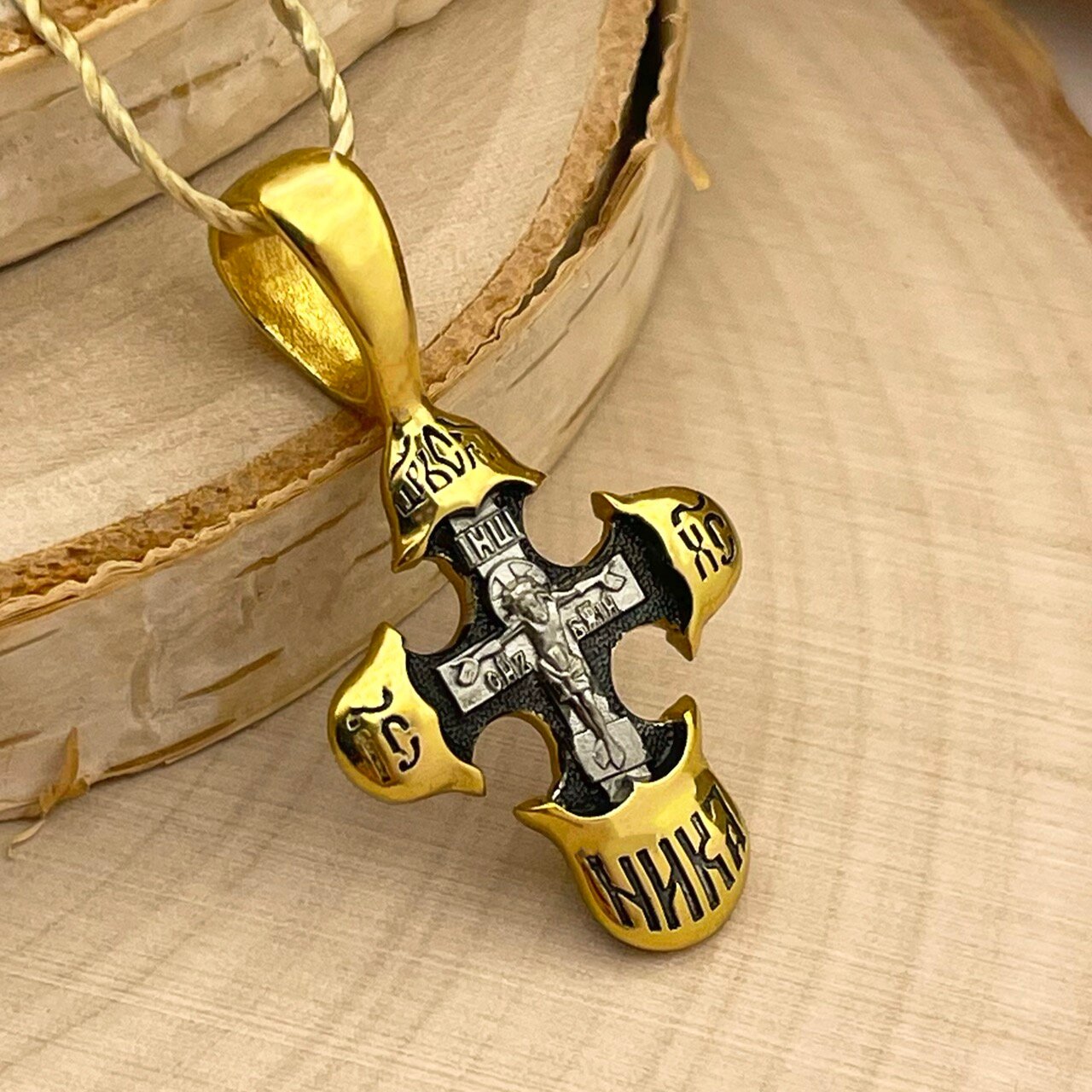 Крестик, серебро, 925 проба, чернение, золочение, оксидирование