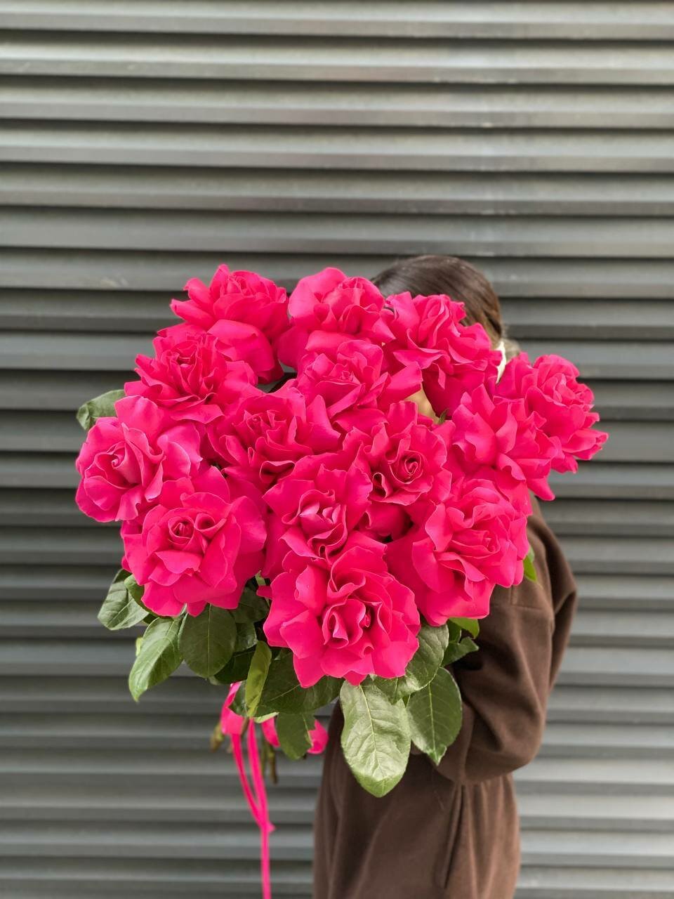 Монобукет wowflo "Французские розы", премиум, 13 штук, высота 70см, розовые