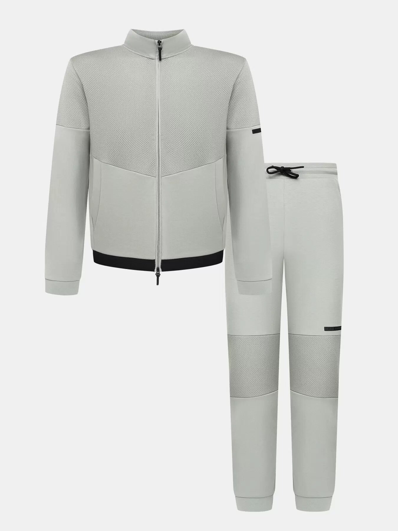 Костюм спортивный