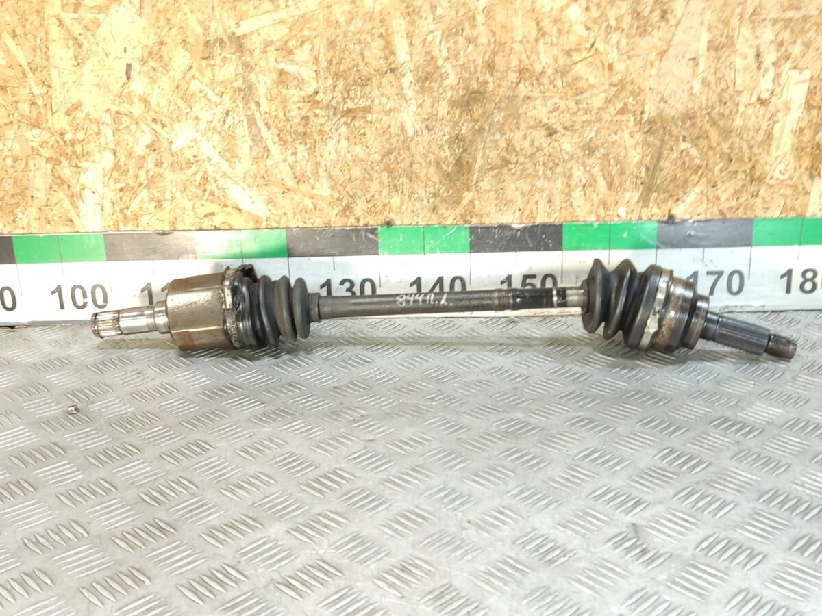 Полуось передняя левая KIA Spectra 2001-2011 0K2N125600