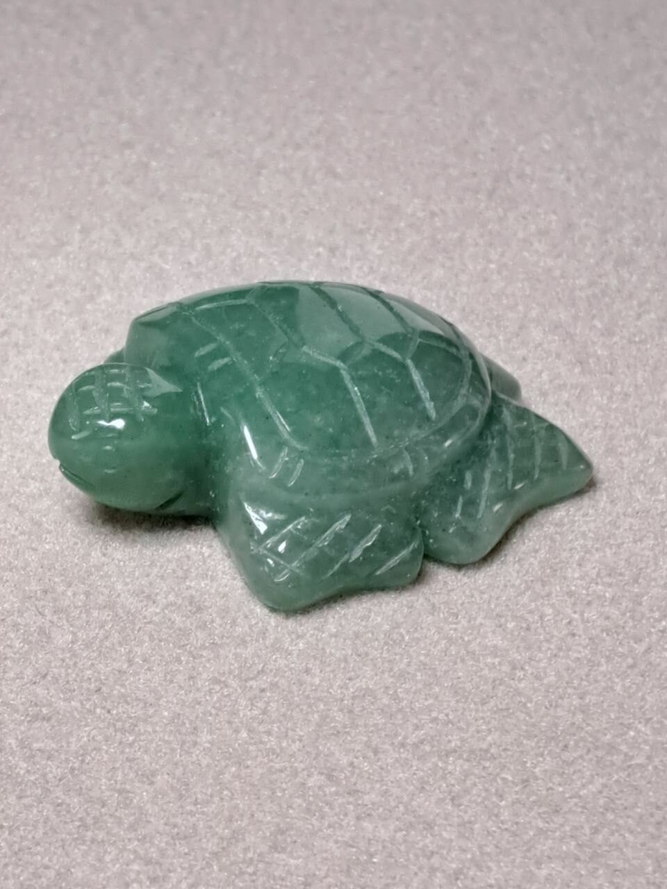 Статуэтка оберег и талисман эксклюзивная черепашка из камня Авантюрин