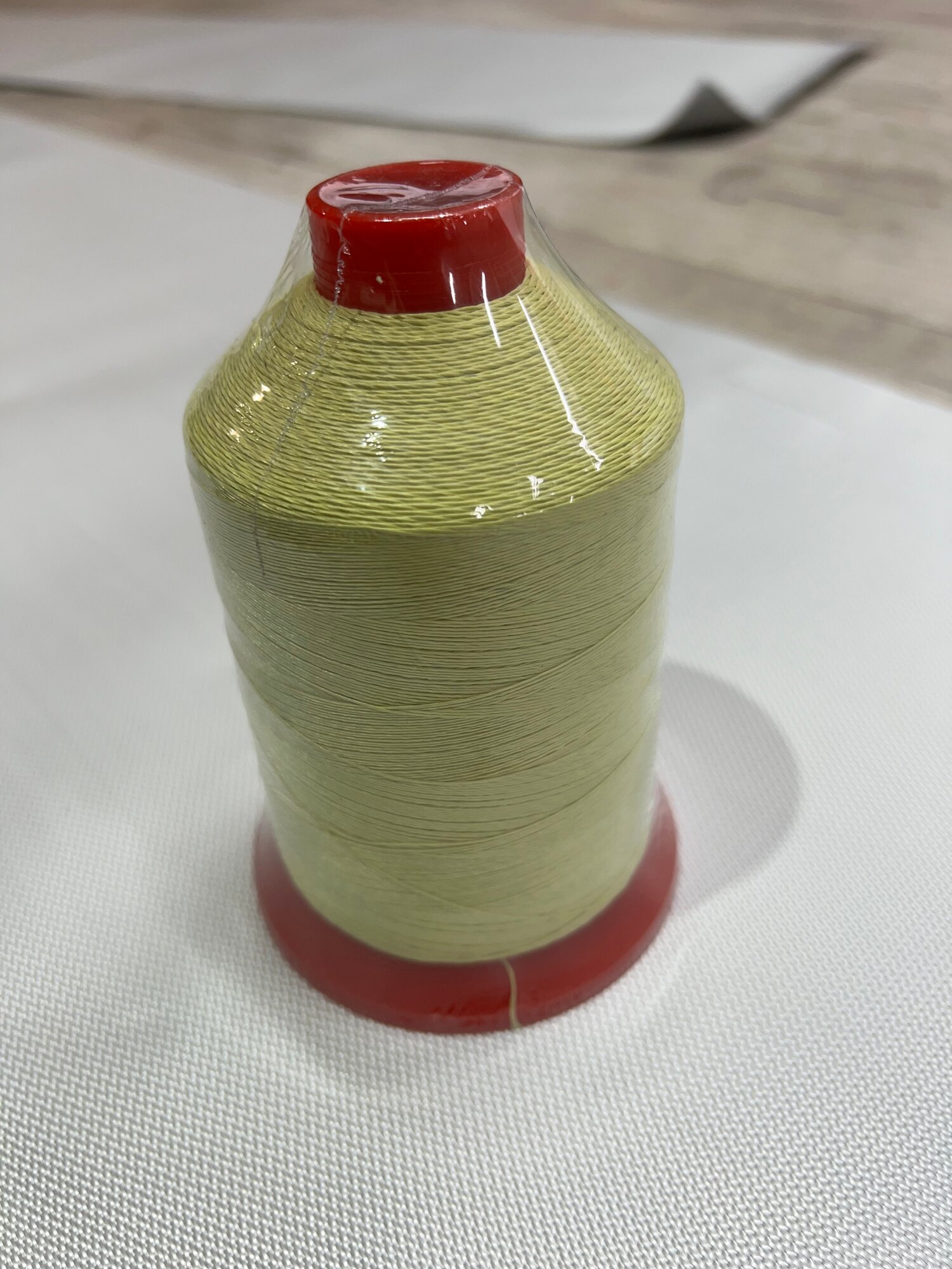 Арамидная металлизированная швейная нить KT-1000-Z