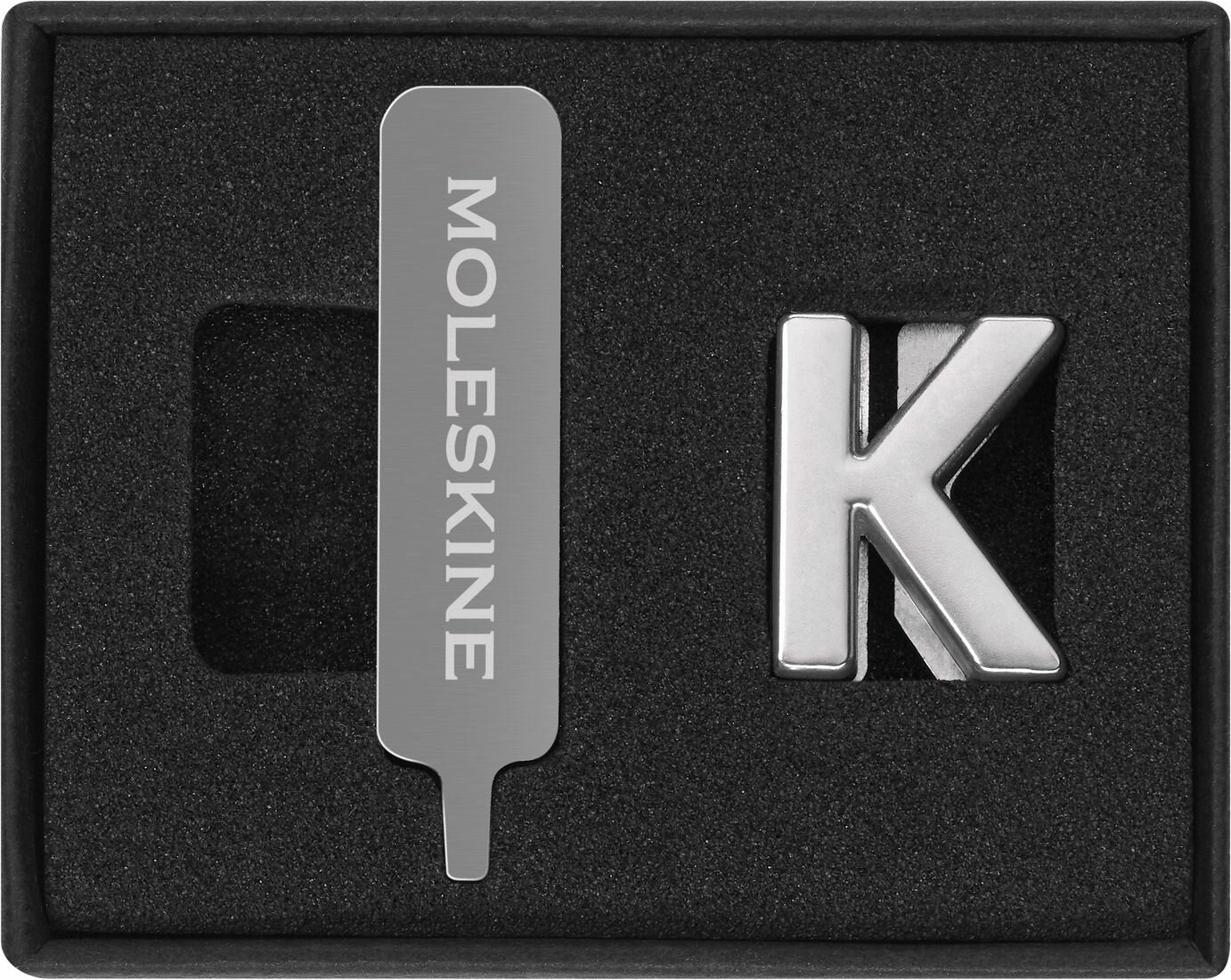 Шильдик-символ Moleskine Symbols PINS SILVER буква K серебристый