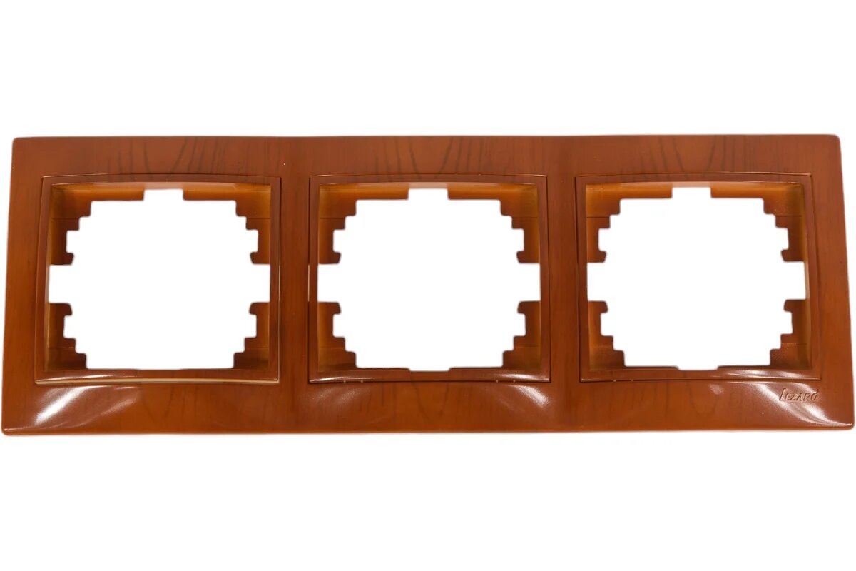 Рамка тройная 3 поста горизонтальная Lezard Mira сосна дерево 701-0801-148