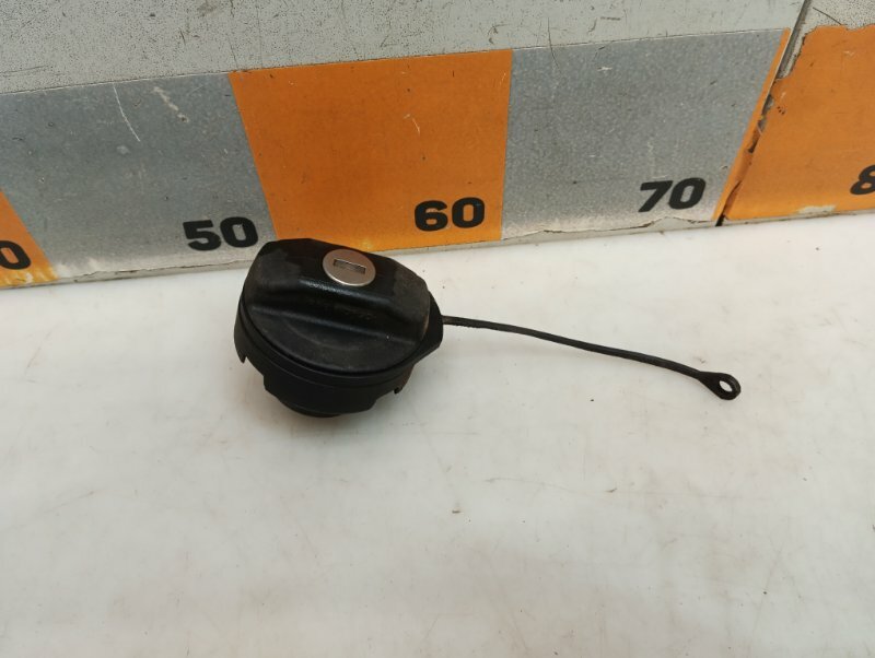 Б/У пробка бензобака, Шкода Фабия 2 Крышка бензобака Skoda Fabia 2012 2 322053 VAG арт. 1J0201553AK