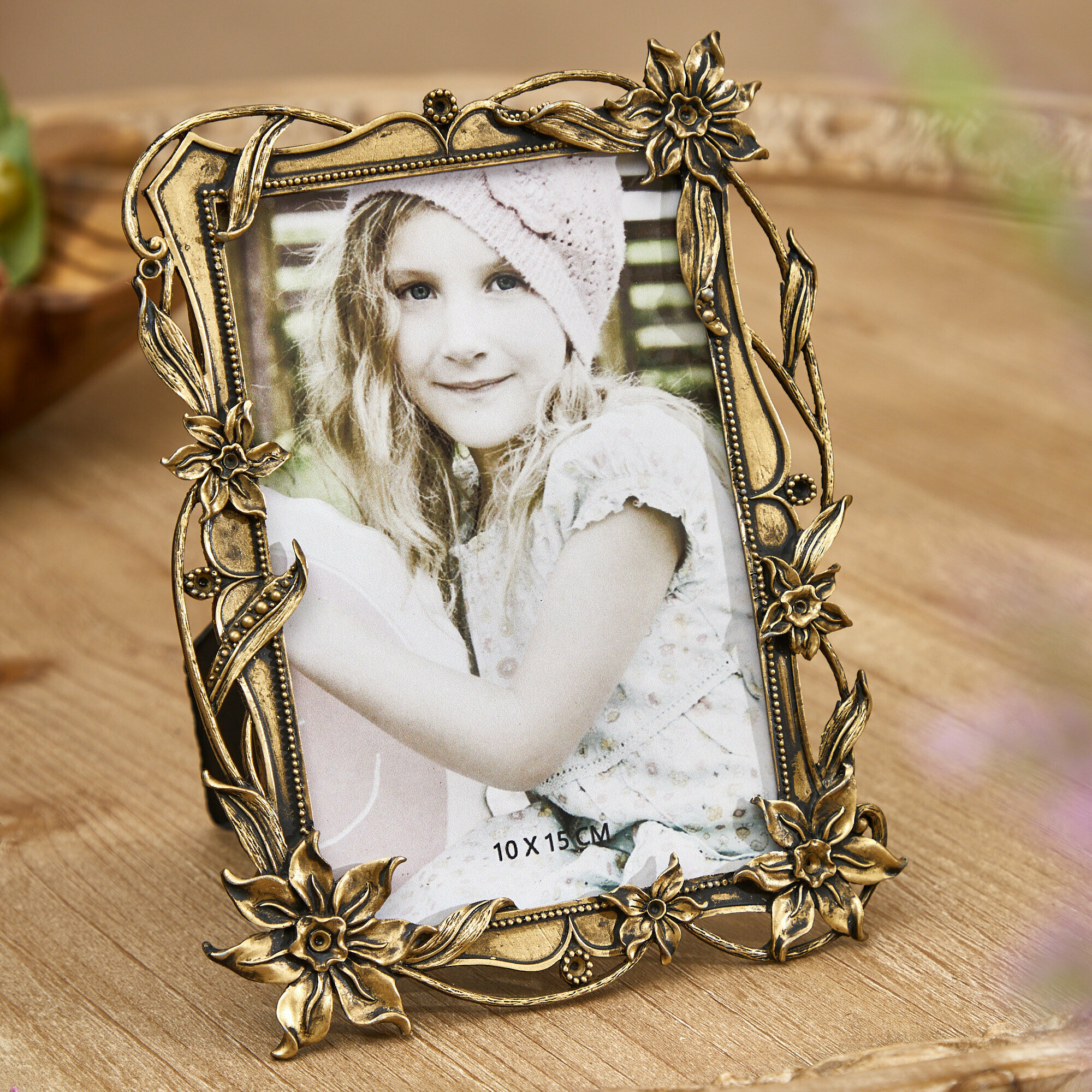 57-258 Фоторамка настольная с эффектом искусственного состаривания (10х15см) 14х2х18см, Glasar