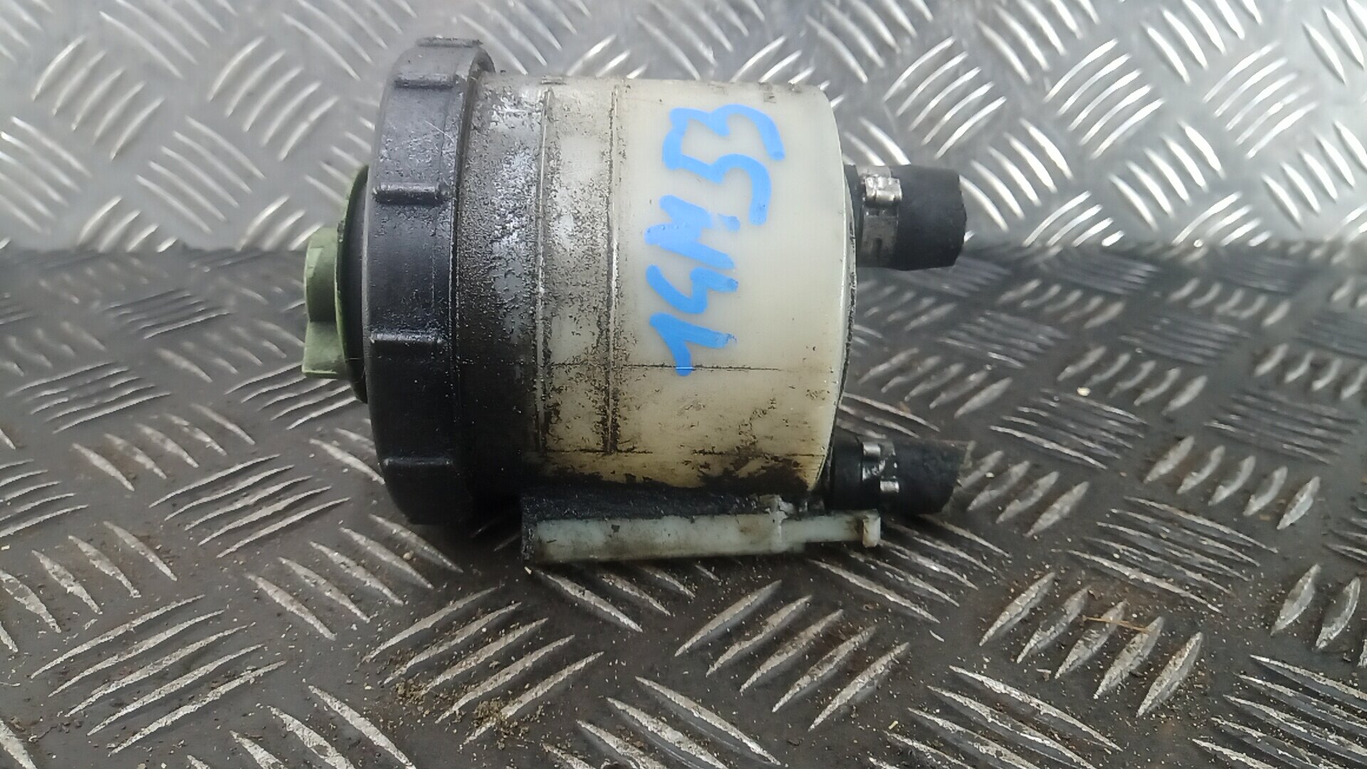 Бачок ГУ VOLKSWAGEN TRANSPORTER T4