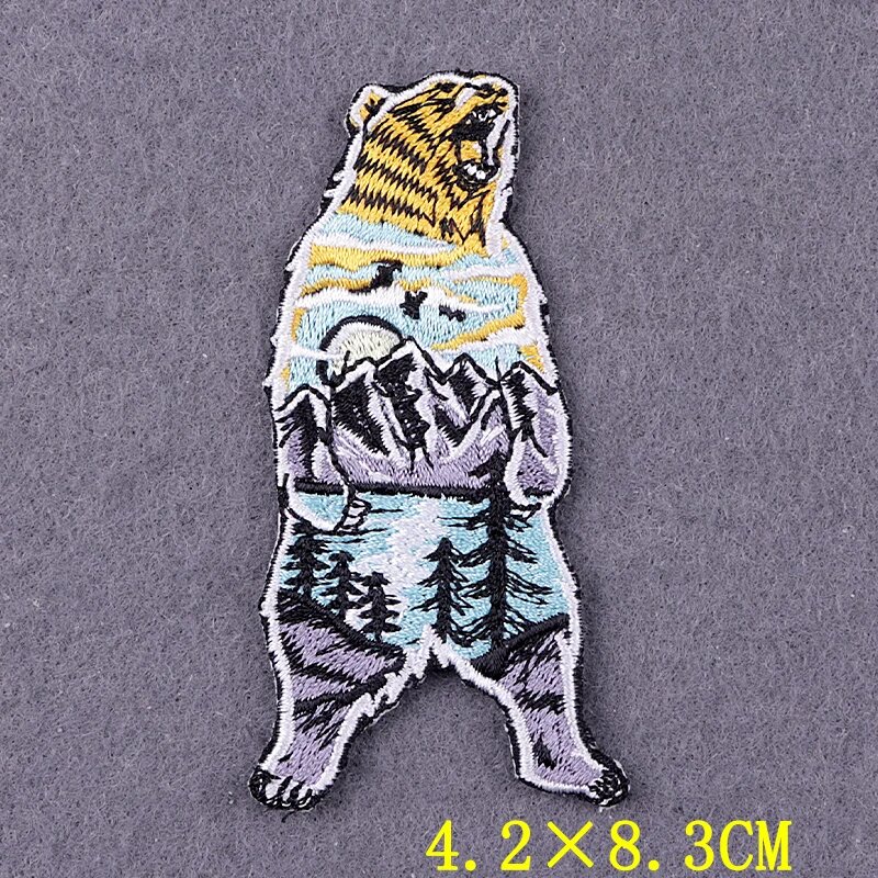 Нашивка на одежду «Медведь с пейзажем», PE6613CT, 4.2x8.3 см