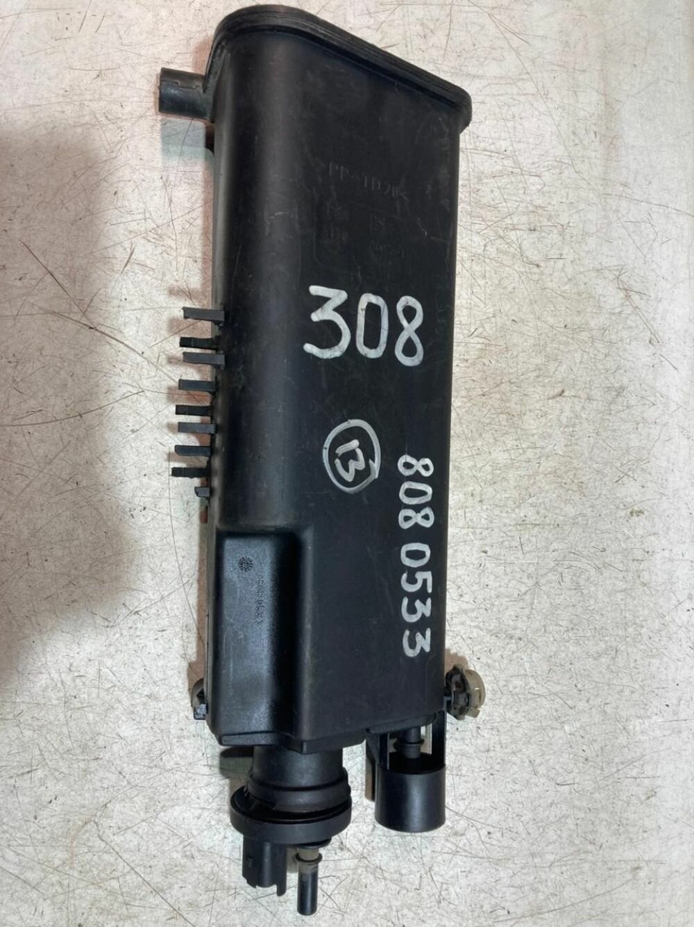 Абсорбер (фильтр угольный) Peugeot 308 8080533