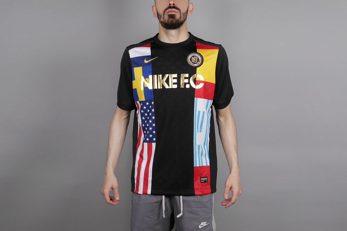 Футболка NIKE