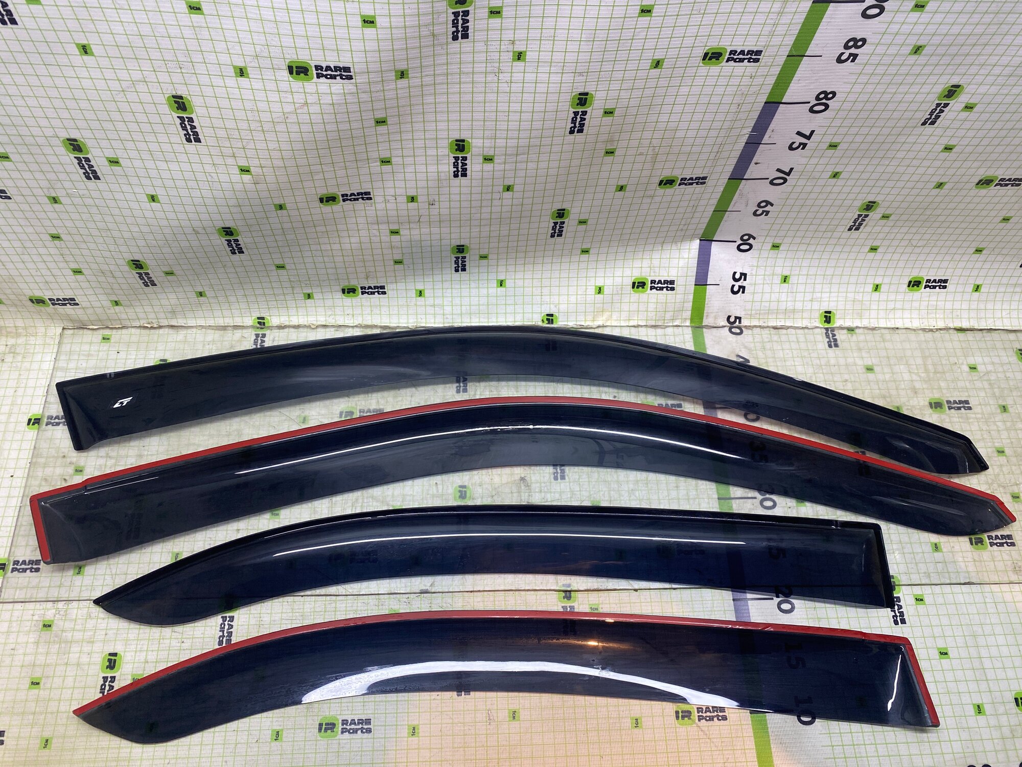 Ветровики бокового стекла к-кт для Honda