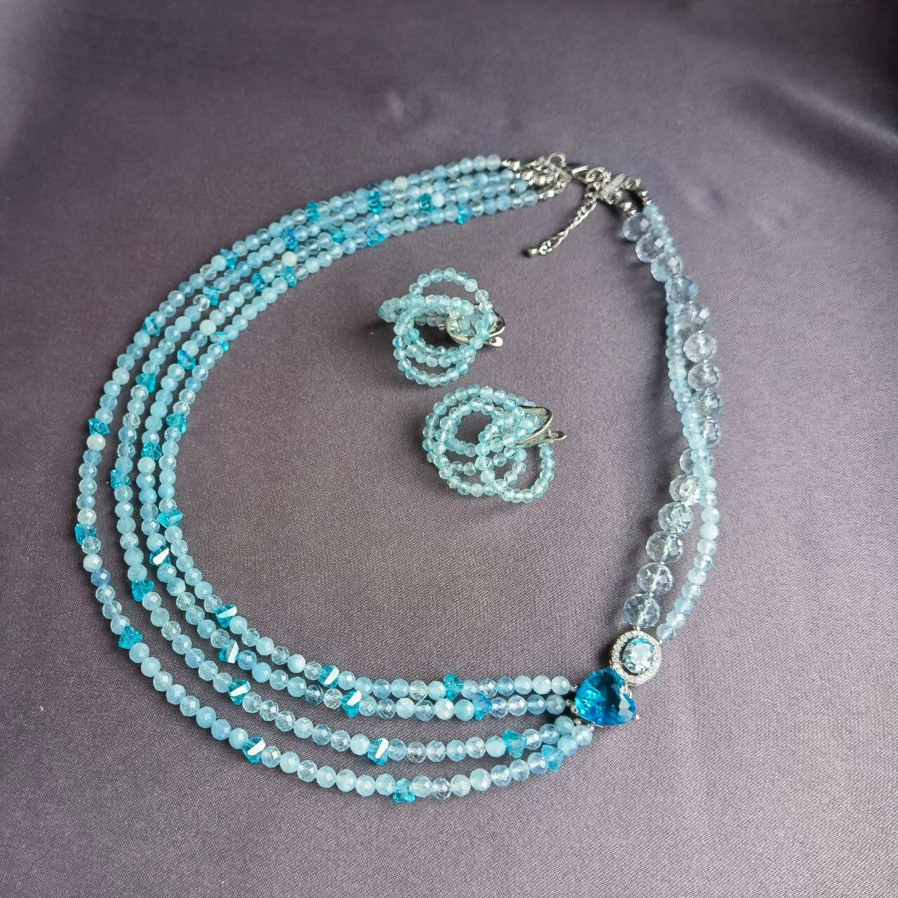 Комплект бижутерии: серьги, колье, аквамарин, топаз