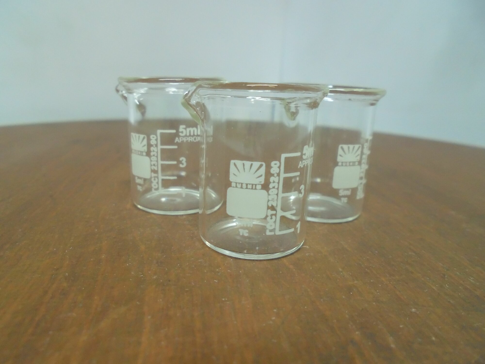 Стакан лабораторный низкий 5 мл 12 шт