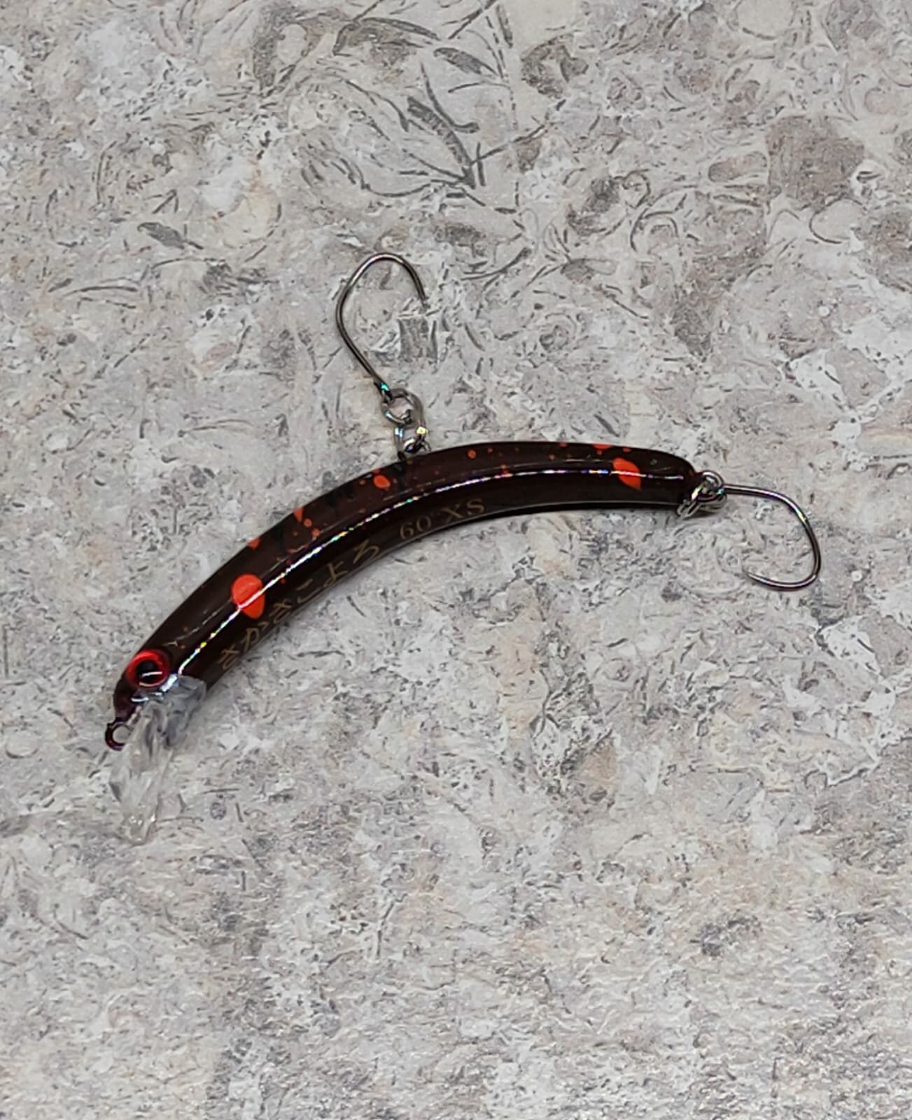 Воблер на форель Банан Sakasan Yoro Slim 60 XS 3.9 г цвет #17